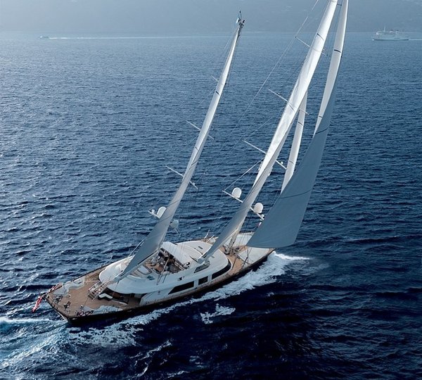 Yacht TAMSEN, Perini Navi | CHARTERWORLD Luxury Superyacht Charters